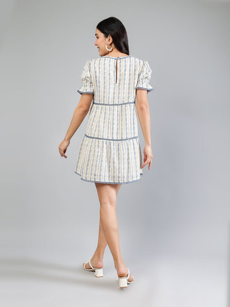 Off White Viscose Printed Dress With Lace Detailing – Peppinos Clothing
